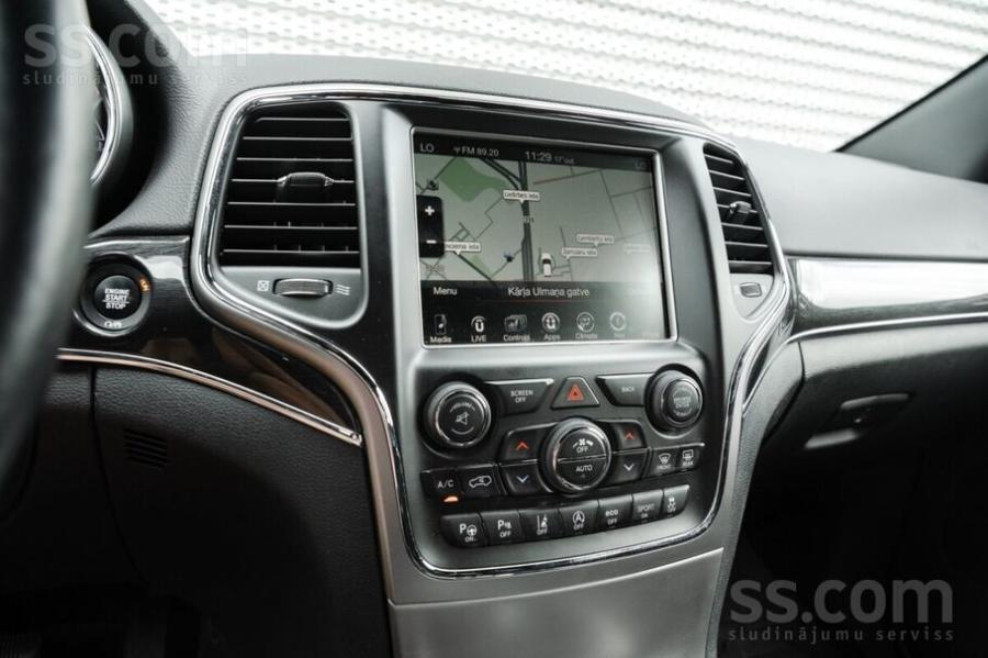 Sarkans Jeep Cherokee 2017 Rīga, ar dzinēja tilpumu 3.00 L un nobraukumu 140 tūkst. km par 21750 €, foto 20 vietnē AUTOMOTO.COM.LV