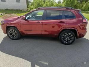 Red Jeep Cherokee 2019 in Panevezys, with an engine capacity of 3.24 L and mileage of 71 thousand km for 16600 €, photo  on AUTOMOTO.COM.LV