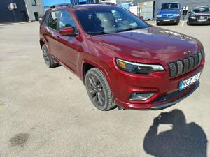 Sarkans Jeep Cherokee 2019 Panevēža, ar dzinēja tilpumu 3.24 L un nobraukumu 71 tūkst. km par 16600 €, foto 5 vietnē AUTOMOTO.COM.LV