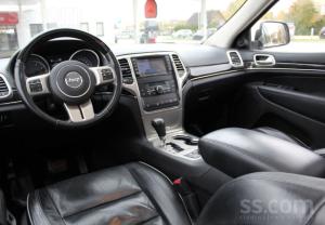 Balts Jeep Cherokee 2012 Rīga, ar dzinēja tilpumu 3.00 L un nobraukumu 251 tūkst. km par 11950 €, foto 10 vietnē AUTOMOTO.COM.LV