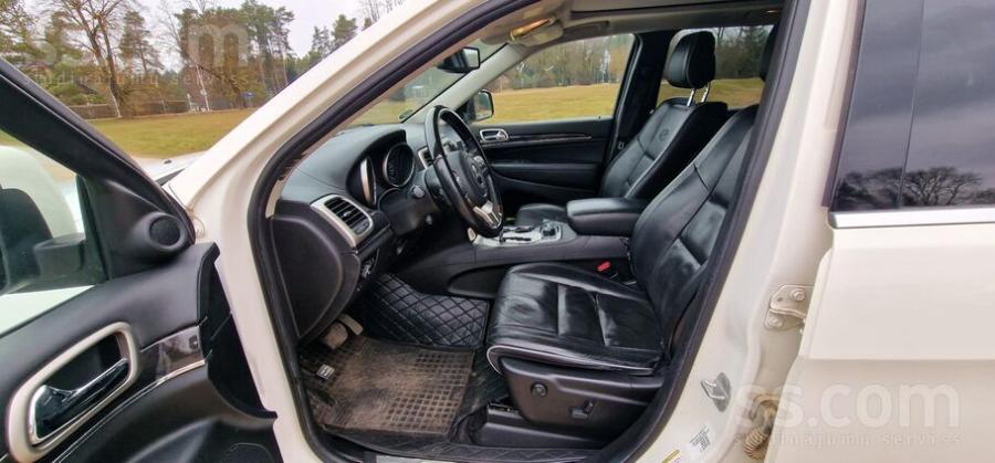Balts Jeep Cherokee 2012 Ogre, ar dzinēja tilpumu 3.00 L un nobraukumu 239 tūkst. km par 9150 €, foto 7 vietnē AUTOMOTO.COM.LV
