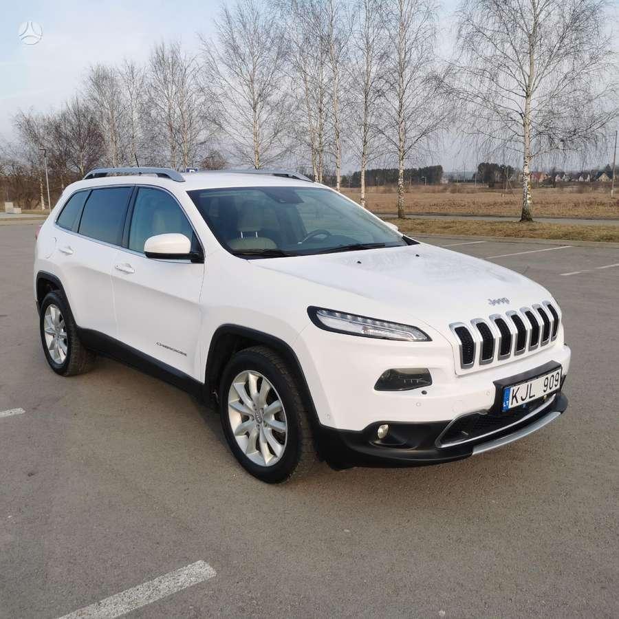 Balts Jeep Cherokee 2015 Kuršėnai, ar dzinēja tilpumu 2.40 L un nobraukumu 130 tūkst. km par 11900 €, foto 3 vietnē AUTOMOTO.COM.LV
