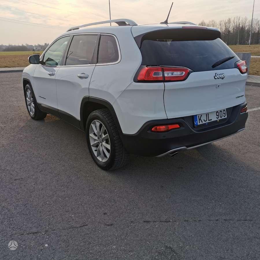 Balts Jeep Cherokee 2015 Kuršėnai, ar dzinēja tilpumu 2.40 L un nobraukumu 130 tūkst. km par 11900 €, foto 7 vietnē AUTOMOTO.COM.LV