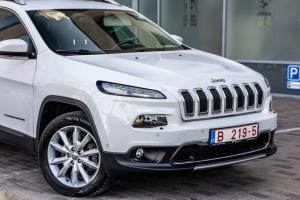 Balts Jeep Cherokee 2015 Rīga, ar dzinēja tilpumu 2.00 L un nobraukumu 189 tūkst. km par 12490 €, foto 11 vietnē AUTOMOTO.COM.LV