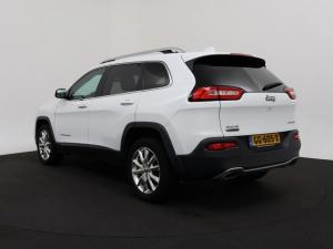 Balts Jeep Cherokee 2015 Rīga, ar dzinēja tilpumu 2.00 L un nobraukumu 189 tūkst. km par 12490 €, foto 39 vietnē AUTOMOTO.COM.LV