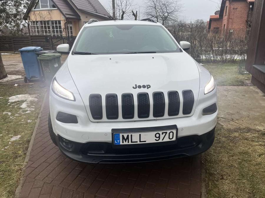 Balts Jeep Cherokee 2016 Viļņa, ar dzinēja tilpumu 2.18 L un nobraukumu 252 tūkst. km par 7200 €, foto 12 vietnē AUTOMOTO.COM.LV