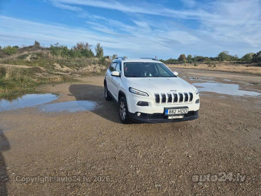 Balts Jeep Cherokee 2017 Tallina, ar dzinēja tilpumu 2.20 L un nobraukumu 164 tūkst. km par 11500 €, foto 15 vietnē AUTOMOTO.COM.LV