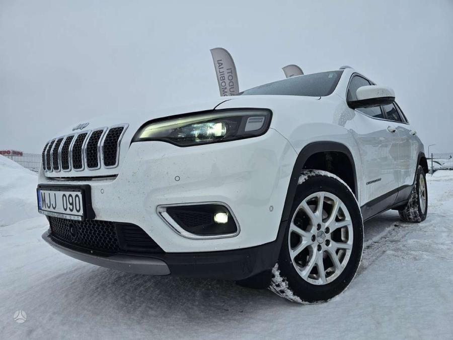 Balts Jeep Cherokee 2018 Kauņa, ar dzinēja tilpumu 2.18 L un nobraukumu 189 tūkst. km par 14150 €, foto 1 vietnē AUTOMOTO.COM.LV
