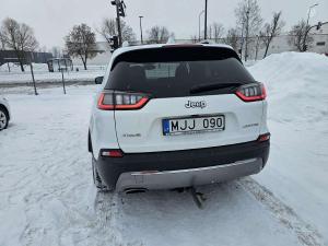 Balts Jeep Cherokee 2018 Kauņa, ar dzinēja tilpumu 2.18 L un nobraukumu 189 tūkst. km par 14150 €, foto 3 vietnē AUTOMOTO.COM.LV