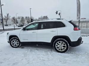 Balts Jeep Cherokee 2018 Kauņa, ar dzinēja tilpumu 2.18 L un nobraukumu 189 tūkst. km par 14150 €, foto 5 vietnē AUTOMOTO.COM.LV