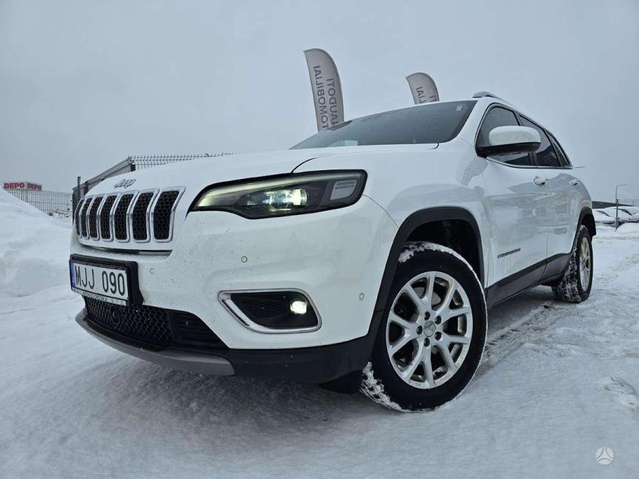 Balts Jeep Cherokee 2018 Kauņa, ar dzinēja tilpumu 2.18 L un nobraukumu 189 tūkst. km par 14150 €, foto 9 vietnē AUTOMOTO.COM.LV