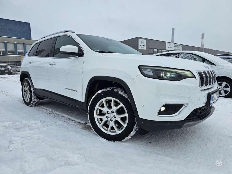 Balts Jeep Cherokee 2018 Kauņa, ar dzinēja tilpumu 2.18 L un nobraukumu 189 tūkst. km par 14150 €, foto 11 vietnē AUTOMOTO.COM.LV
