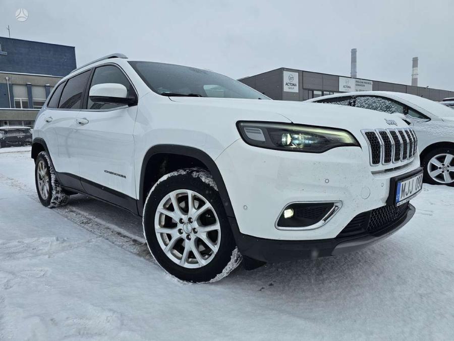 Balts Jeep Cherokee 2018 Kauņa, ar dzinēja tilpumu 2.18 L un nobraukumu 189 tūkst. km par 14150 €, foto 12 vietnē AUTOMOTO.COM.LV