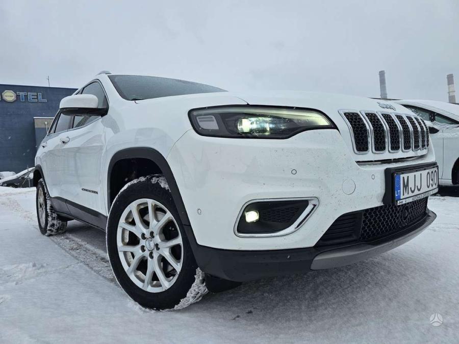 Balts Jeep Cherokee 2018 Kauņa, ar dzinēja tilpumu 2.18 L un nobraukumu 189 tūkst. km par 14150 €, foto 13 vietnē AUTOMOTO.COM.LV