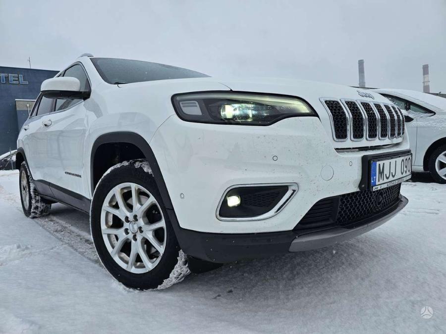 Balts Jeep Cherokee 2018 Kauņa, ar dzinēja tilpumu 2.18 L un nobraukumu 189 tūkst. km par 14150 €, foto 15 vietnē AUTOMOTO.COM.LV