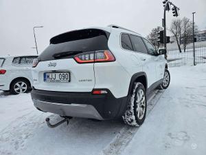 Balts Jeep Cherokee 2018 Kauņa, ar dzinēja tilpumu 2.18 L un nobraukumu 189 tūkst. km par 14150 €, foto 23 vietnē AUTOMOTO.COM.LV