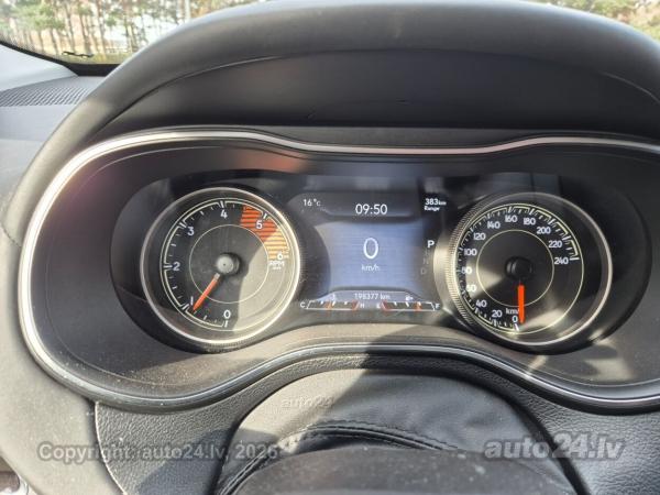 Balts Jeep Cherokee 2018 Tallina, ar dzinēja tilpumu 2.20 L un nobraukumu 235 tūkst. km par 10999 €, foto 6 vietnē AUTOMOTO.COM.LV