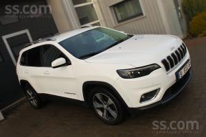 White Jeep Cherokee 2019 in Riga, with an engine capacity of 2.20 L and mileage of 0 thousand km for 15950 €, photo 9 on AUTOMOTO.COM.LV