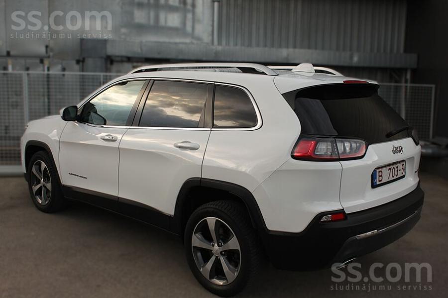 Balts Jeep Cherokee 2019 Rīga, ar dzinēja tilpumu 2.20 L un nobraukumu 0 tūkst. km par 15950 €, foto 3 vietnē AUTOMOTO.COM.LV