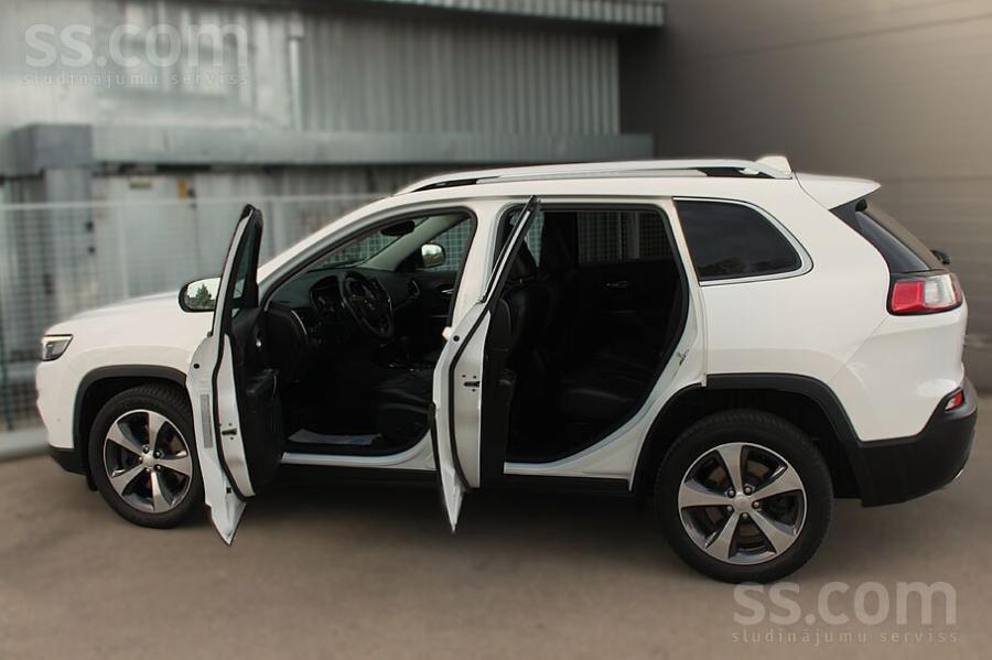 Balts Jeep Cherokee 2019 Rīga, ar dzinēja tilpumu 2.20 L un nobraukumu 0 tūkst. km par 15950 €, foto 10 vietnē AUTOMOTO.COM.LV
