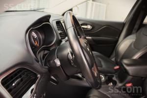 Balts Jeep Cherokee 2019 Rīga, ar dzinēja tilpumu 2.20 L un nobraukumu 0 tūkst. km par 15950 €, foto 20 vietnē AUTOMOTO.COM.LV