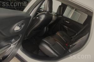 Balts Jeep Cherokee 2019 Rīga, ar dzinēja tilpumu 2.20 L un nobraukumu 0 tūkst. km par 15950 €, foto 21 vietnē AUTOMOTO.COM.LV