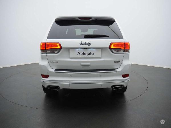Balts Jeep Cherokee 2020 Viļņa, ar dzinēja tilpumu 2.99 L un nobraukumu 130 tūkst. km par 26900 €, foto 5 vietnē AUTOMOTO.COM.LV