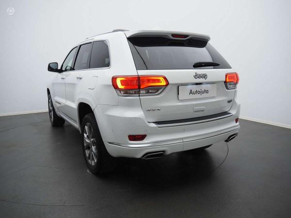 Balts Jeep Cherokee 2020 Viļņa, ar dzinēja tilpumu 2.99 L un nobraukumu 130 tūkst. km par 26900 €, foto 6 vietnē AUTOMOTO.COM.LV