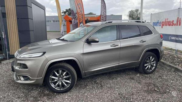 Dzeltens Jeep Cherokee 2018 Marijampole, ar dzinēja tilpumu 2.18 L un nobraukumu 230 tūkst. km par 12990 €, foto 8 vietnē AUTOMOTO.COM.LV