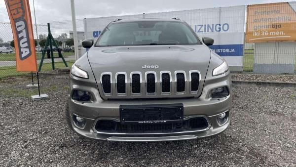 Jeep Cherokee 2018 in Marijampole on AUTOMOTO.COM.LV Yellow Jeep Cherokee 2018 in Marijampole, with an engine capacity of 2.18 L and mileage of 230 thousand km for 12590 €, photo 9 on AUTOMOTO.COM.LV