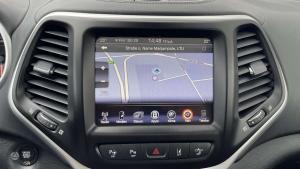 Dzeltens Jeep Cherokee 2018 Marijampole, ar dzinēja tilpumu 2.18 L un nobraukumu 230 tūkst. km par 12590 €, foto 36 vietnē AUTOMOTO.COM.LV