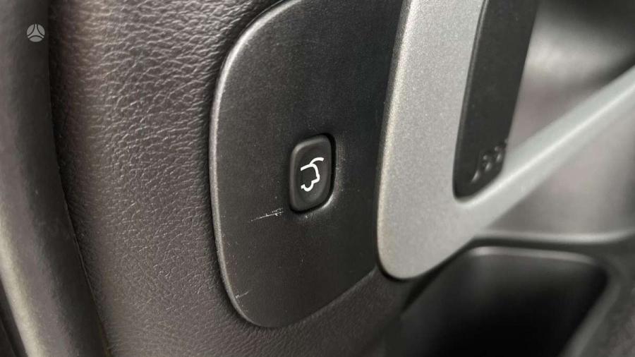 Dzeltens Jeep Cherokee 2018 Marijampole, ar dzinēja tilpumu 2.18 L un nobraukumu 230 tūkst. km par 12590 €, foto 47 vietnē AUTOMOTO.COM.LV