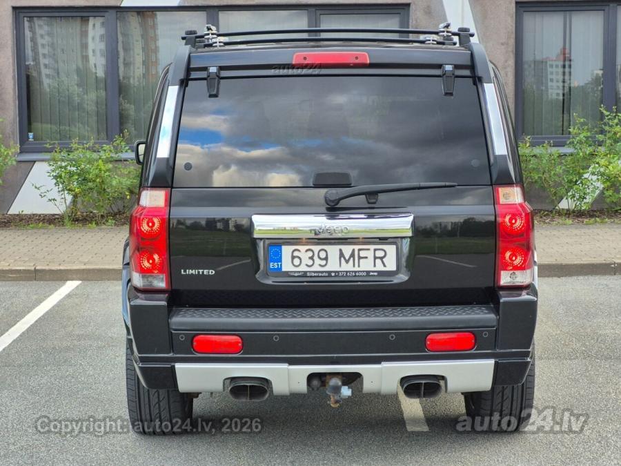 Black Jeep Commander 2006 in Tallinn, with an engine capacity of 3.00 L and mileage of 180 thousand km for 9999 €, photo 9 on AUTOMOTO.COM.LV