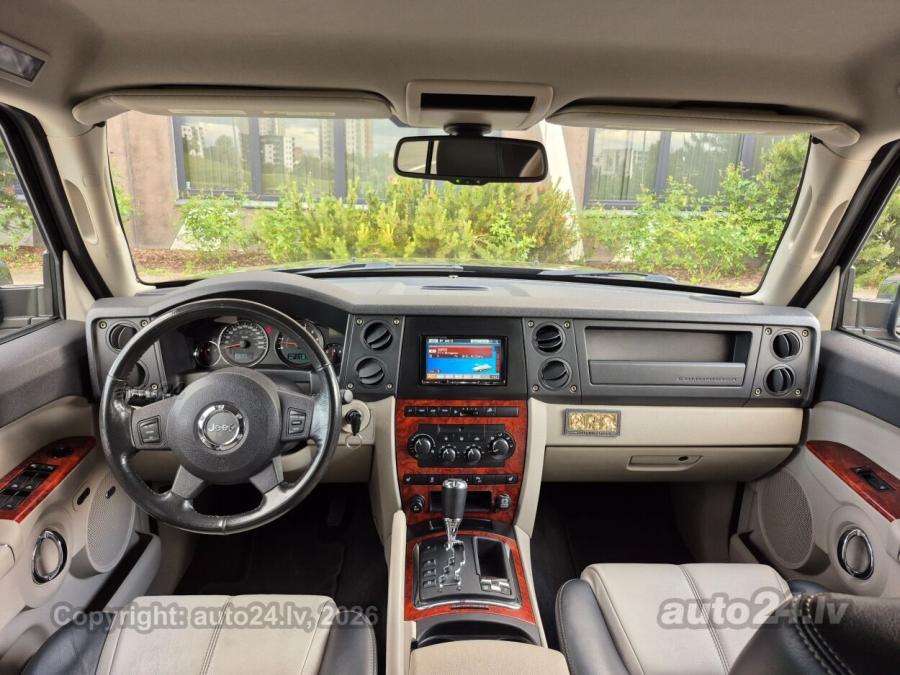 Black Jeep Commander 2006 in Tallinn, with an engine capacity of 3.00 L and mileage of 180 thousand km for 9999 €, photo 17 on AUTOMOTO.COM.LV