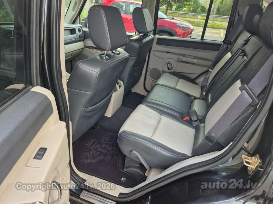 Black Jeep Commander 2006 in Tallinn, with an engine capacity of 3.00 L and mileage of 180 thousand km for 9999 €, photo 20 on AUTOMOTO.COM.LV