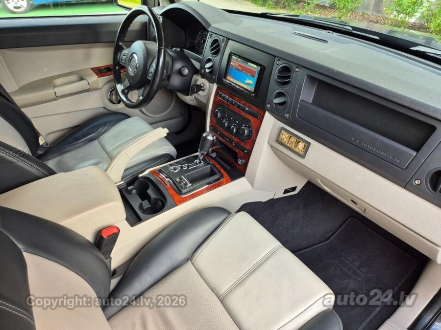 Black Jeep Commander 2006 in Tallinn, with an engine capacity of 3.00 L and mileage of 180 thousand km for 9999 €, photo 25 on AUTOMOTO.COM.LV