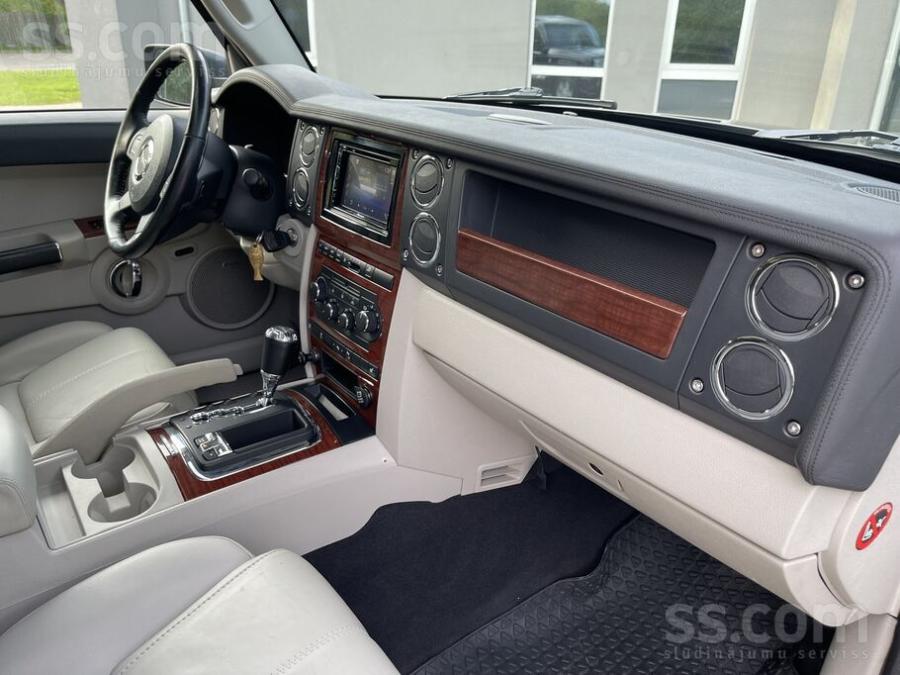 Melns Jeep Commander 2007 Jūrmala, ar dzinēja tilpumu 3.00 L un nobraukumu 0 tūkst. km par 5750 €, foto 30 vietnē AUTOMOTO.COM.LV