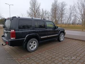 Melns Jeep Commander 2007 Tallina, ar dzinēja tilpumu 3.00 L un nobraukumu 523 tūkst. km par 4500 €, foto 4 vietnē AUTOMOTO.COM.LV