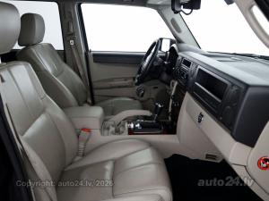 Melns Jeep Commander 2007 Tallina, ar dzinēja tilpumu 3.00 L un nobraukumu 348 tūkst. km par 4299 €, foto 6 vietnē AUTOMOTO.COM.LV
