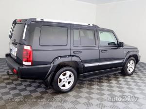Black Jeep Commander 2007 in Tallinn, with an engine capacity of 3.00 L and mileage of 221 thousand km for 3999 €, photo 4 on AUTOMOTO.COM.LV