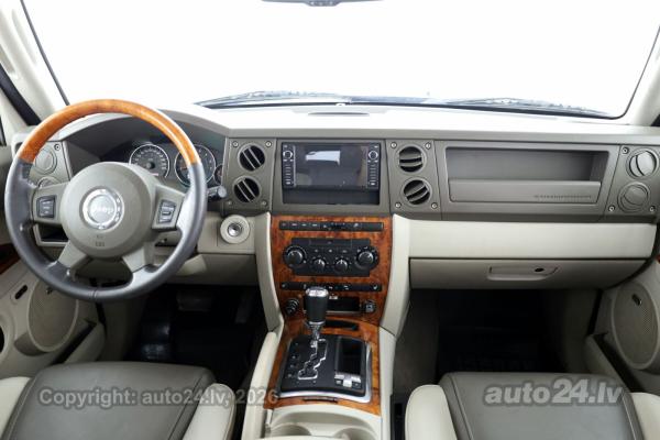Melns Jeep Commander 2007 Tallina, ar dzinēja tilpumu 3.00 L un nobraukumu 299 tūkst. km par 4299 €, foto 5 vietnē AUTOMOTO.COM.LV