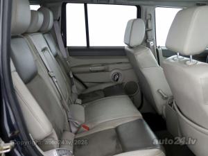 Melns Jeep Commander 2007 Tallina, ar dzinēja tilpumu 3.00 L un nobraukumu 299 tūkst. km par 4299 €, foto 8 vietnē AUTOMOTO.COM.LV