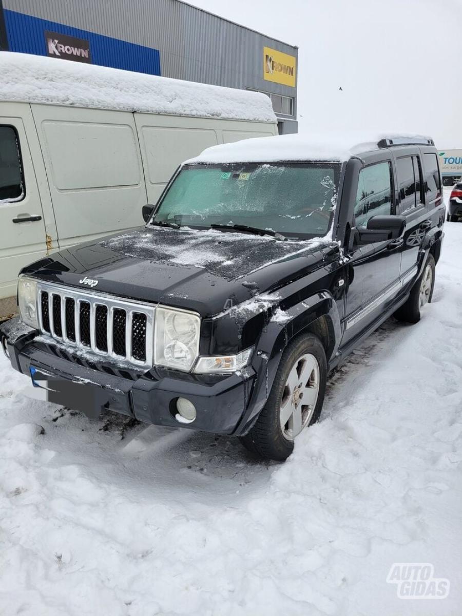 Black Jeep Commander 2008 in Alytus, with an engine capacity of 5.70 L and mileage of 184 thousand km for 7900 €, photo 2 on AUTOMOTO.COM.LV