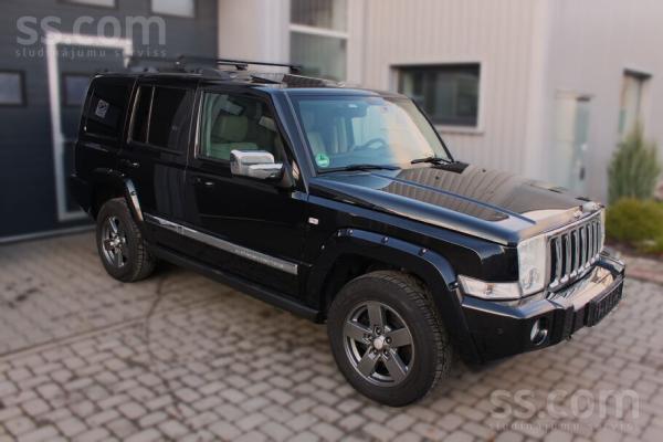 Black Jeep Commander 2008 in Riga, with an engine capacity of 3.00 L and mileage of 0 thousand km for 8950 €, photo 8 on AUTOMOTO.COM.LV