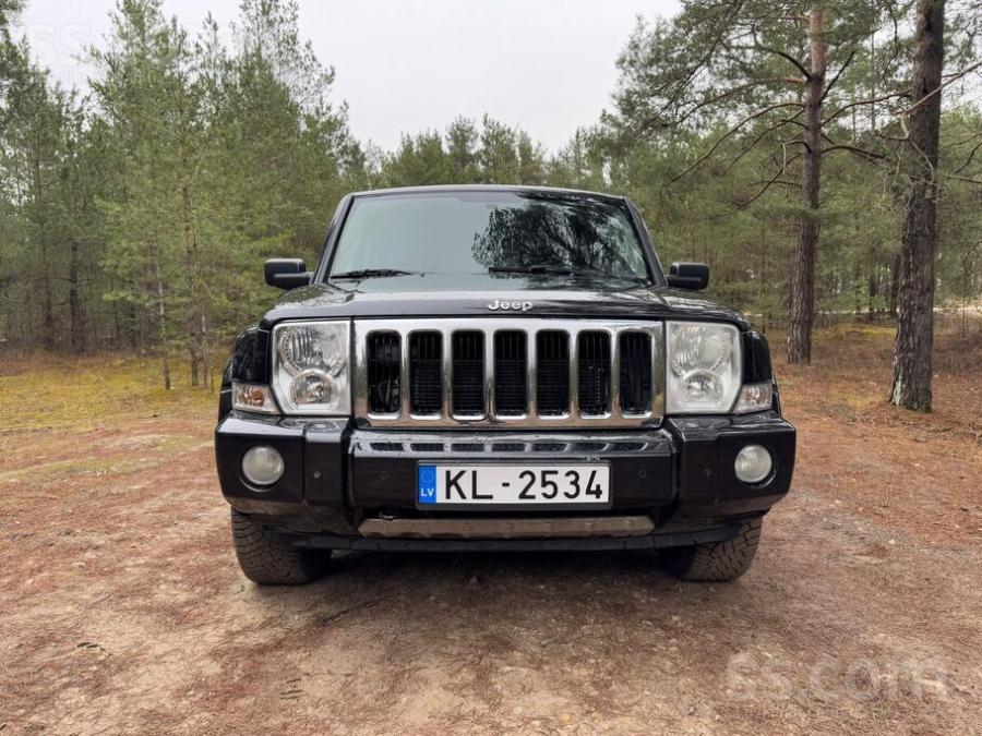 Melns Jeep Commander 2009 Rīga, ar dzinēja tilpumu 3.00 L un nobraukumu 278 tūkst. km par 6000 €, foto 1 vietnē AUTOMOTO.COM.LV