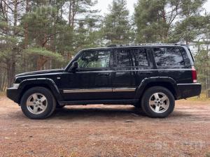 Melns Jeep Commander 2009 Rīga, ar dzinēja tilpumu 3.00 L un nobraukumu 278 tūkst. km par 6000 €, foto 2 vietnē AUTOMOTO.COM.LV