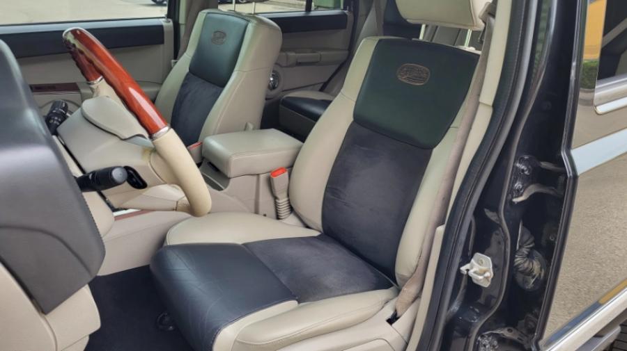 Melns Jeep Commander 2009 Rīga, ar dzinēja tilpumu 3.00 L un nobraukumu 280 tūkst. km par 9400 €, foto 7 vietnē AUTOMOTO.COM.LV
