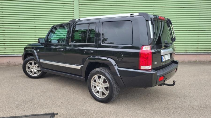 Melns Jeep Commander 2009 Rīga, ar dzinēja tilpumu 3.00 L un nobraukumu 280 tūkst. km par 9400 €, foto 14 vietnē AUTOMOTO.COM.LV