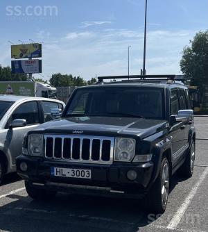 Melns Jeep Commander 2009 Rīga, ar dzinēja tilpumu 3.00 L un nobraukumu 255 tūkst. km par 10000 €, foto  vietnē AUTOMOTO.COM.LV