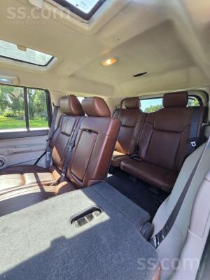 Melns Jeep Commander 2007 Ventspils, ar dzinēja tilpumu 3.00 L un nobraukumu 358 tūkst. km par 6990 €, foto 21 vietnē AUTOMOTO.COM.LV